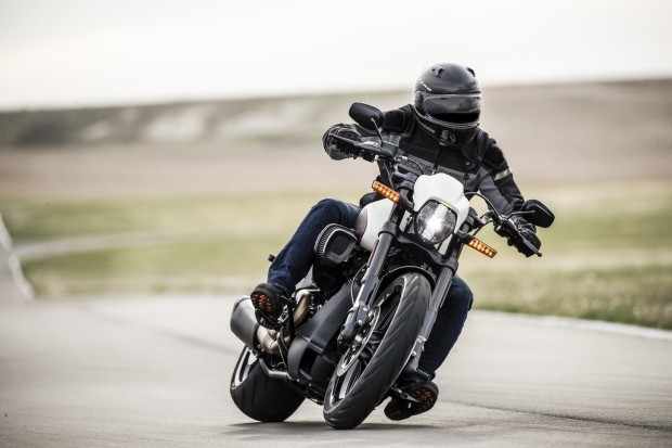 HARLEY-DAVIDSON DELIVERS BOLD MOTORCYCLE PERFORMANCE AND RIDE-ENHANCING ...