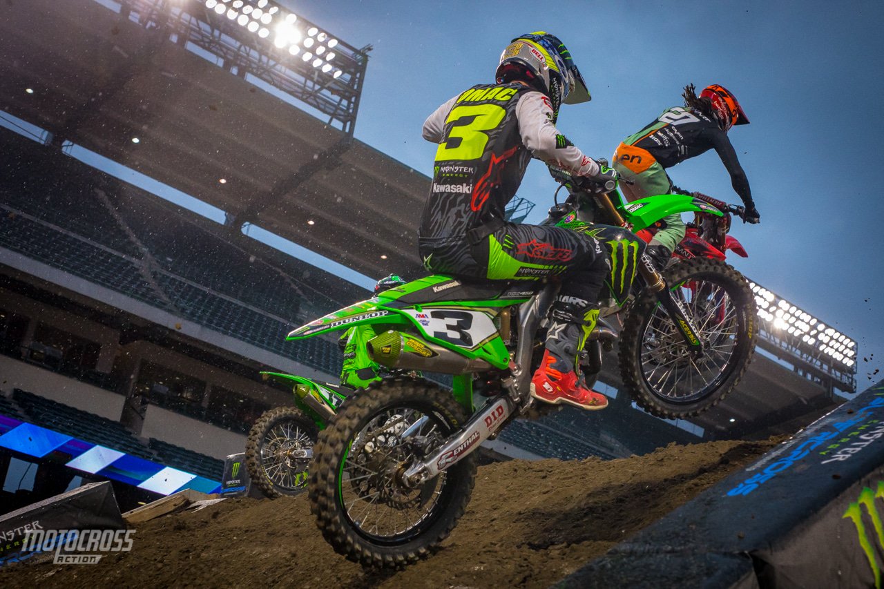 Messy Opening Round of Supercross 2019 | Born To Ride Motorcycle ...